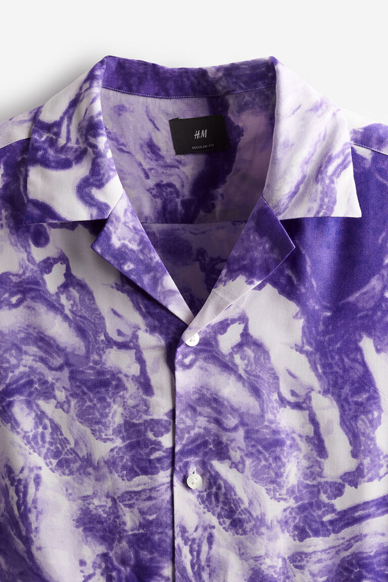 Patterned resort shirt