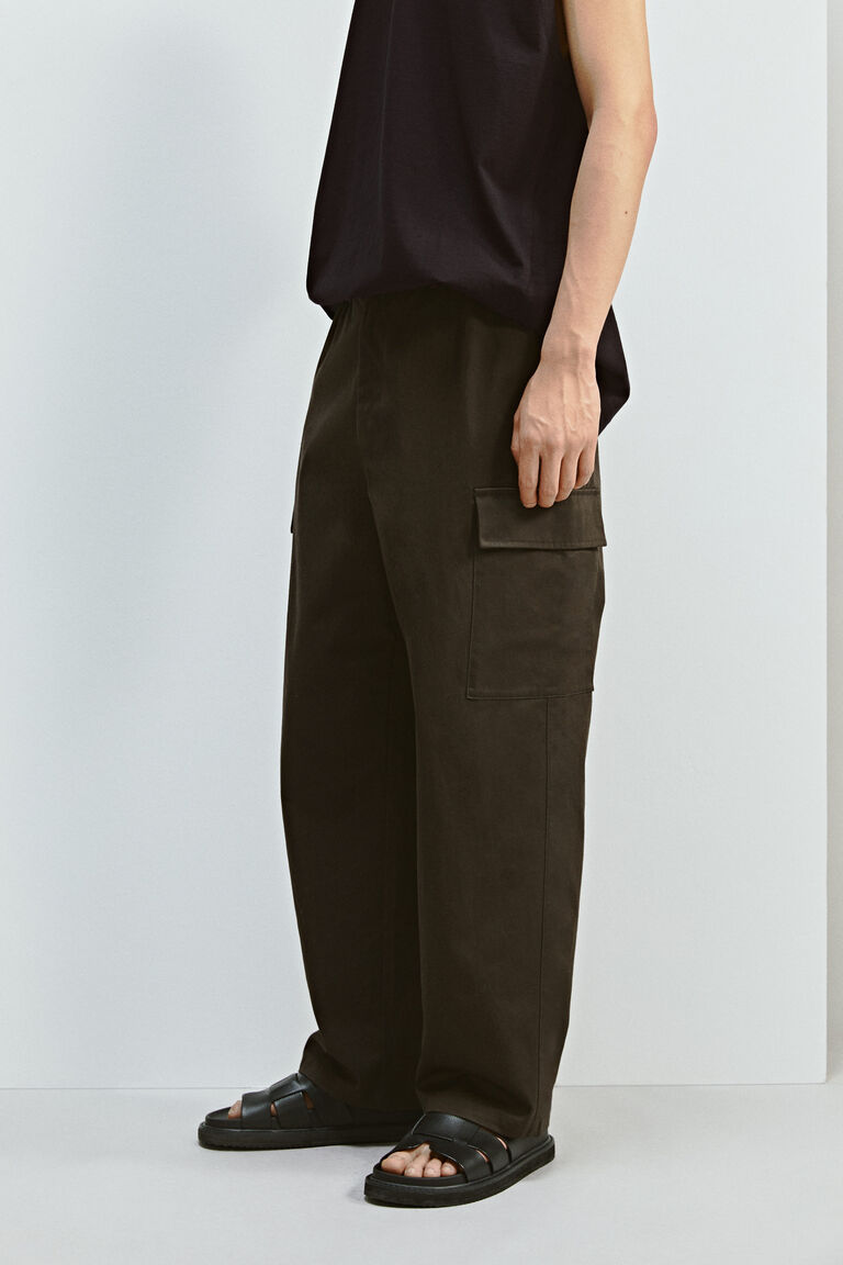Loose Fit Cargo trousers