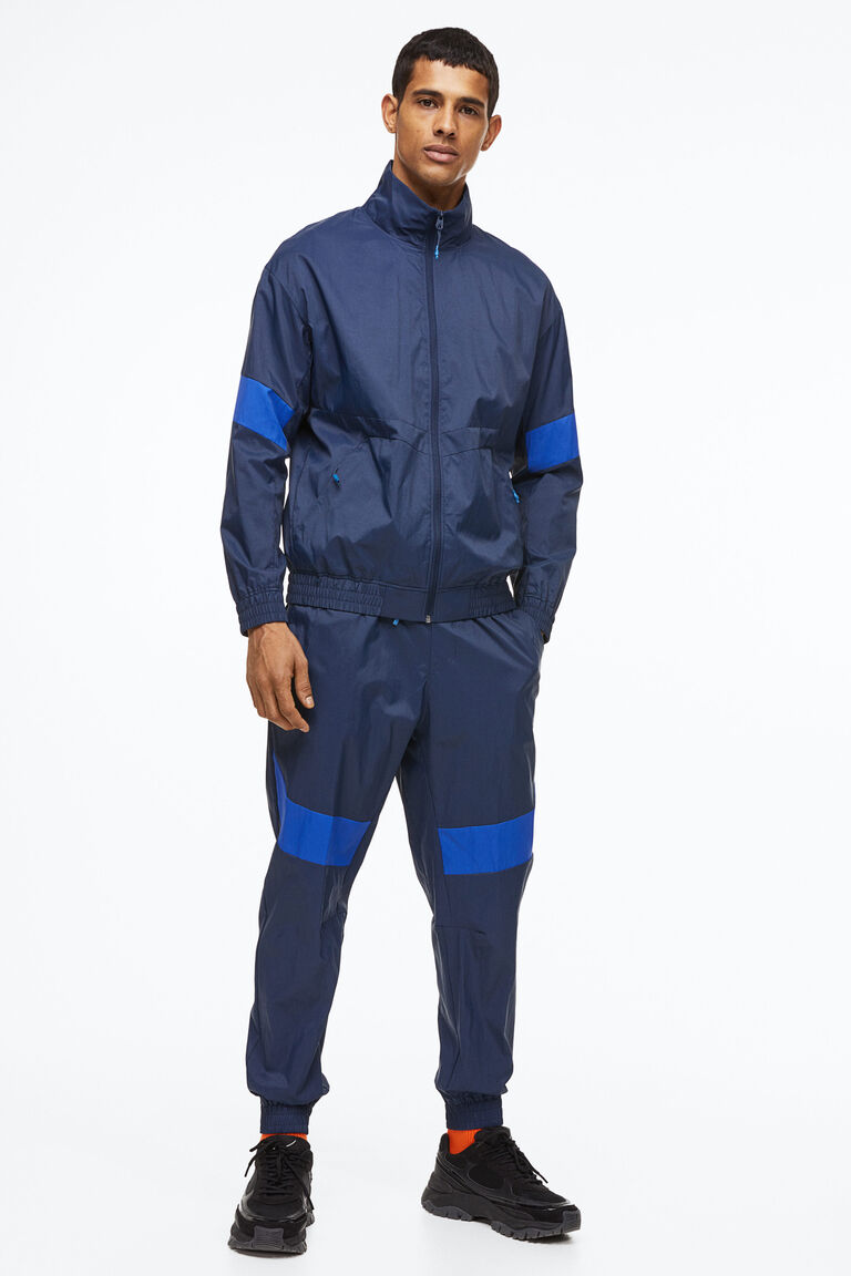 Water-repellent track pants