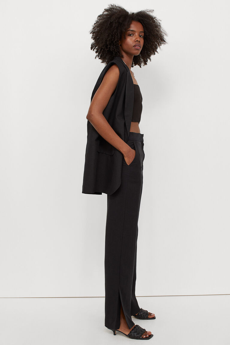 Wide side-slit trousers