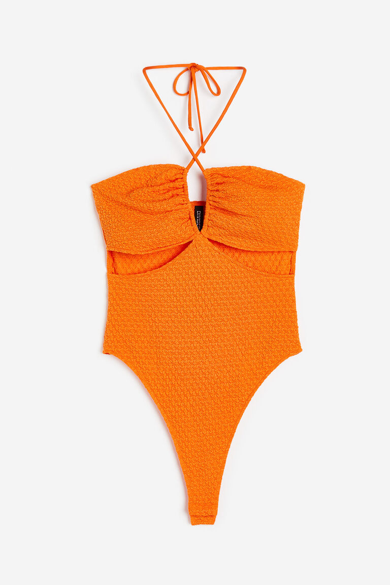 Cut-out thong body