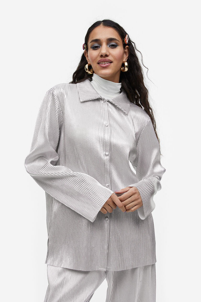 Shimmering metallic pleated shirt