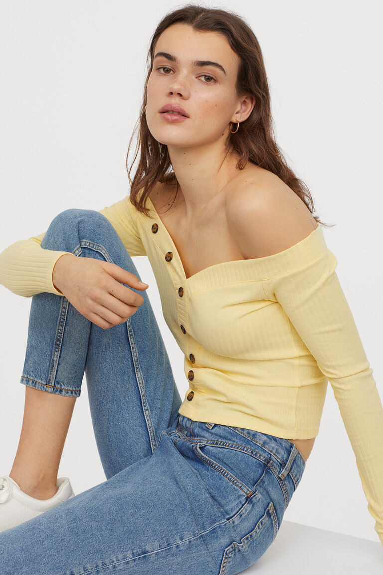 Ribbed, off-the-shoulder top