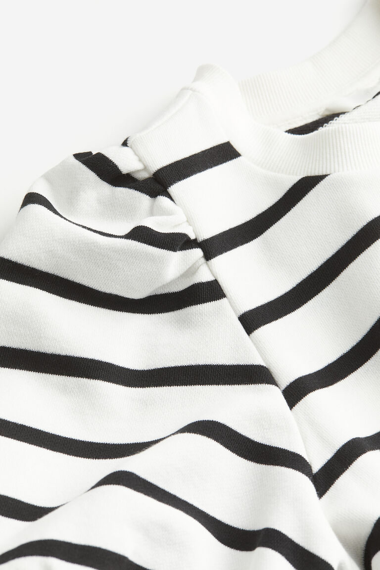ซื้อ เสื้อแขนพอง สี ออนไลน์ สำหรับผู้หญิง | H&M Thailand