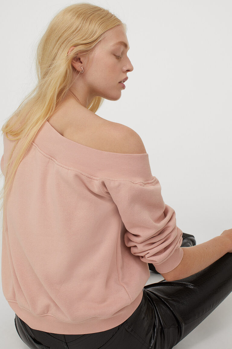 One-shoulder sweatshirt