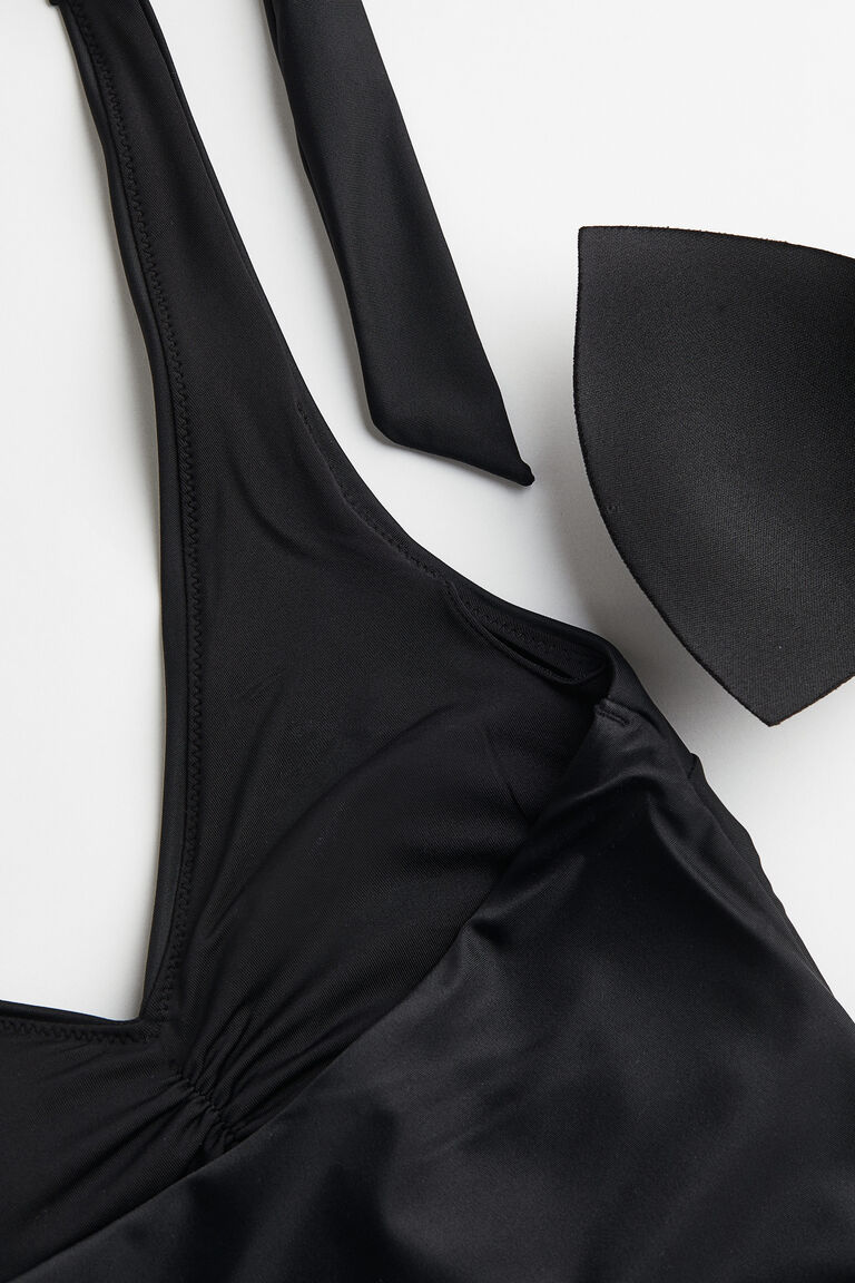 Shaping high leg swimsuit