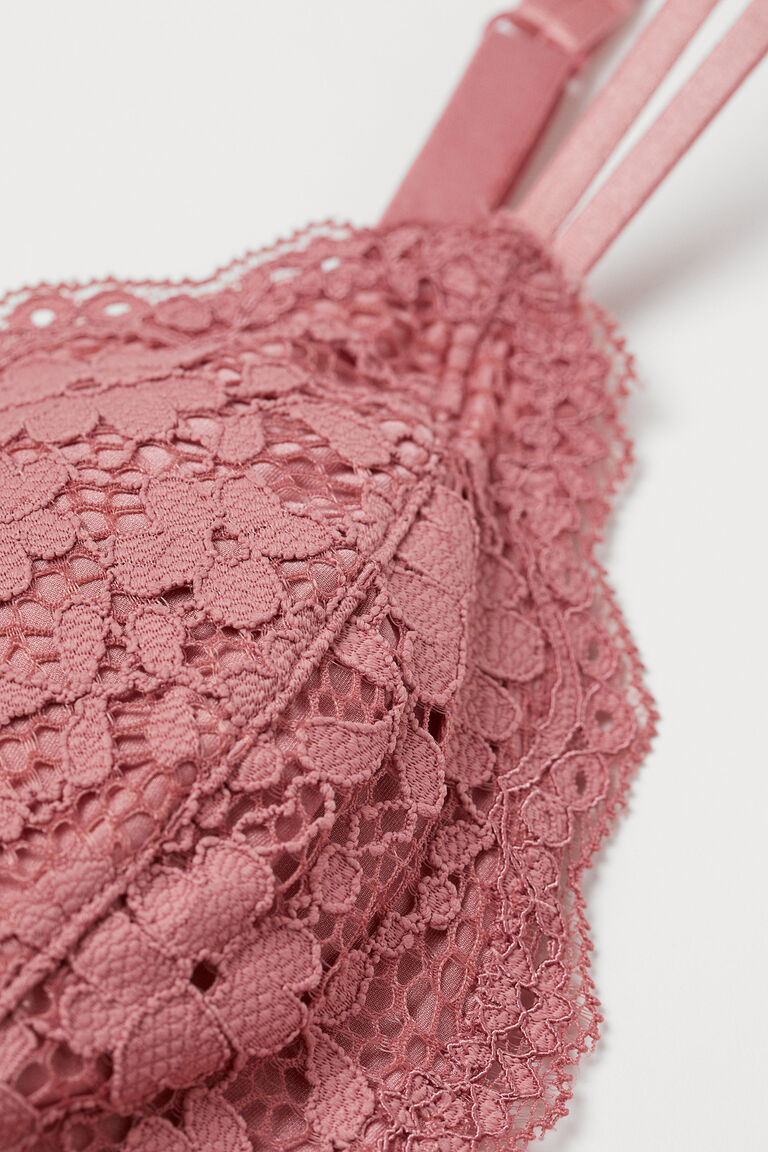 Non-wired lace bra
