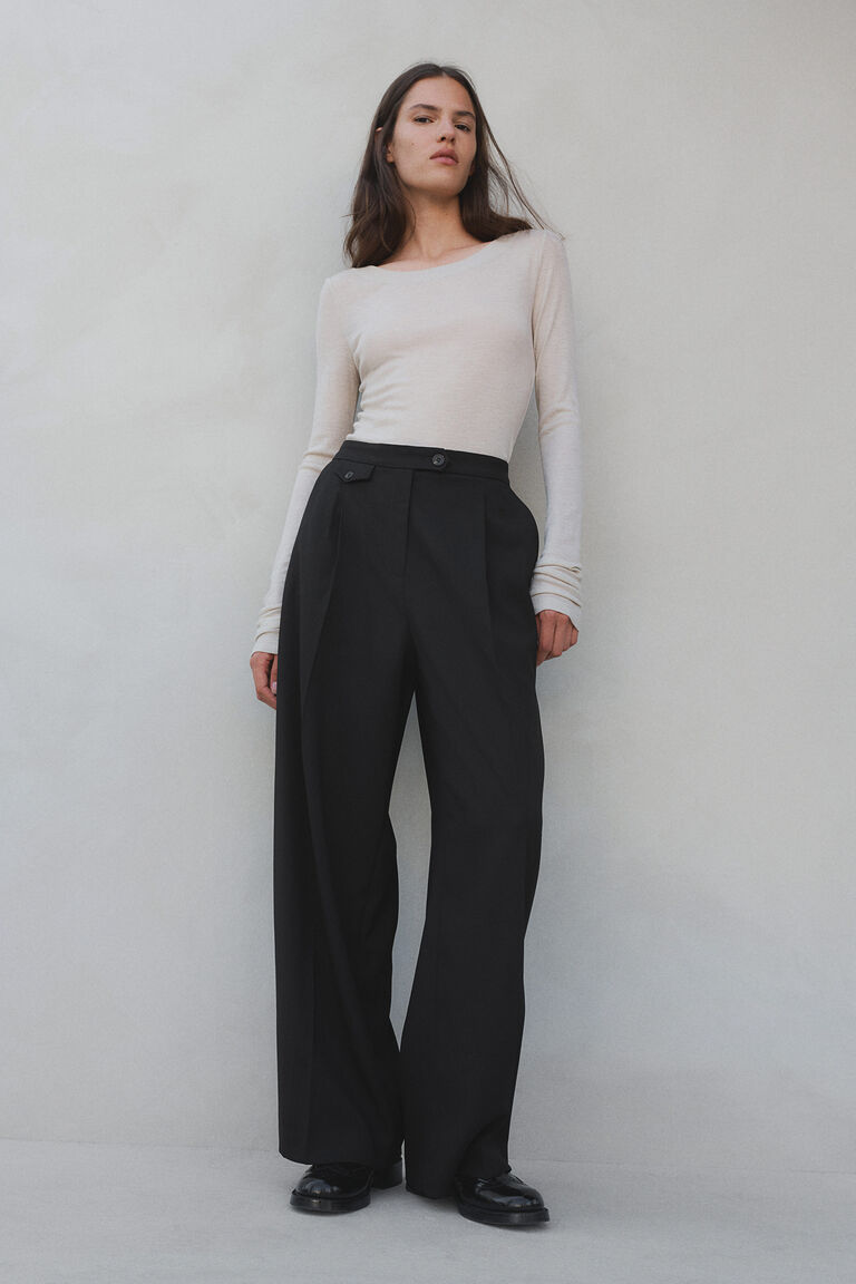 Crease-leg trousers