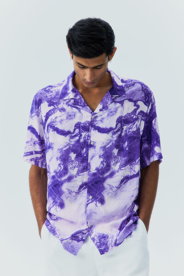 Patterned resort shirt