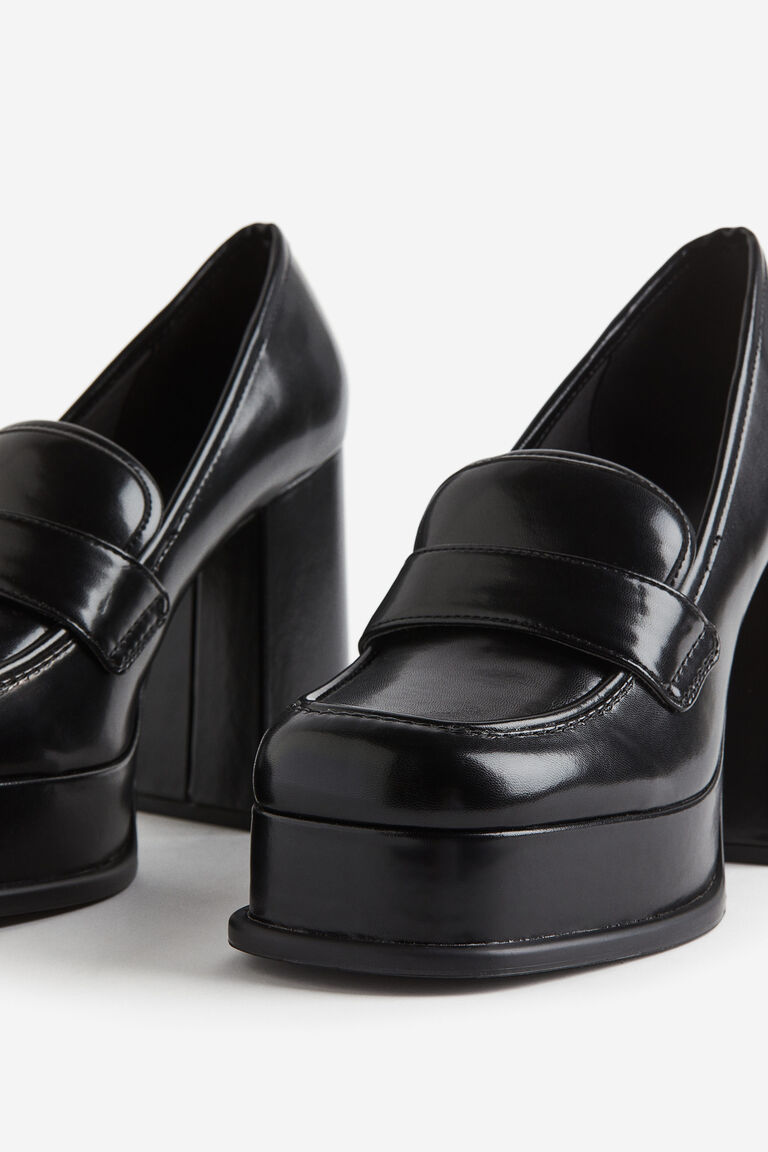 Heeled platform loafers