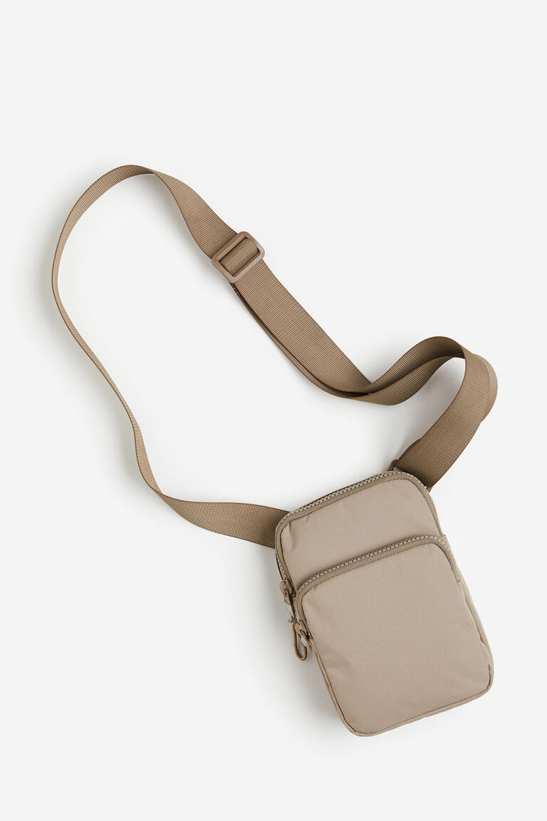 Small shoulder bag