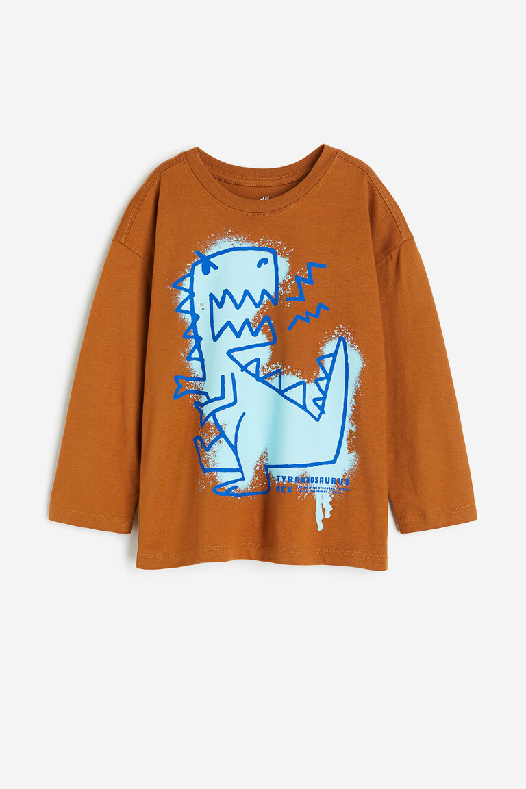 Long-sleeved T-shirt