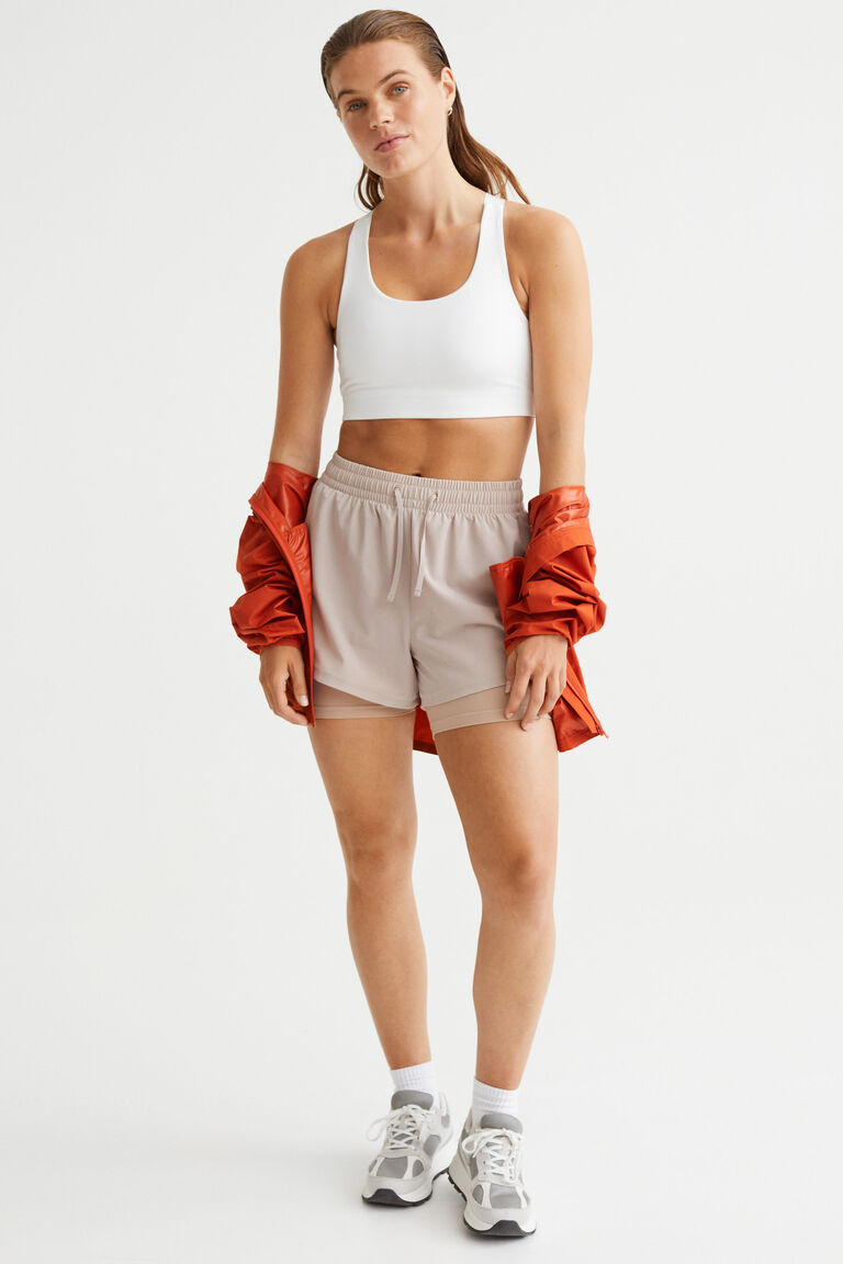 Double-layered running shorts