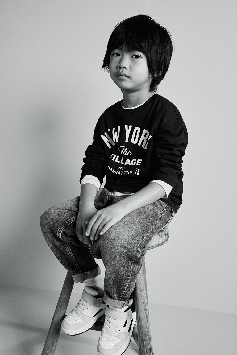 Long-sleeved T-shirt