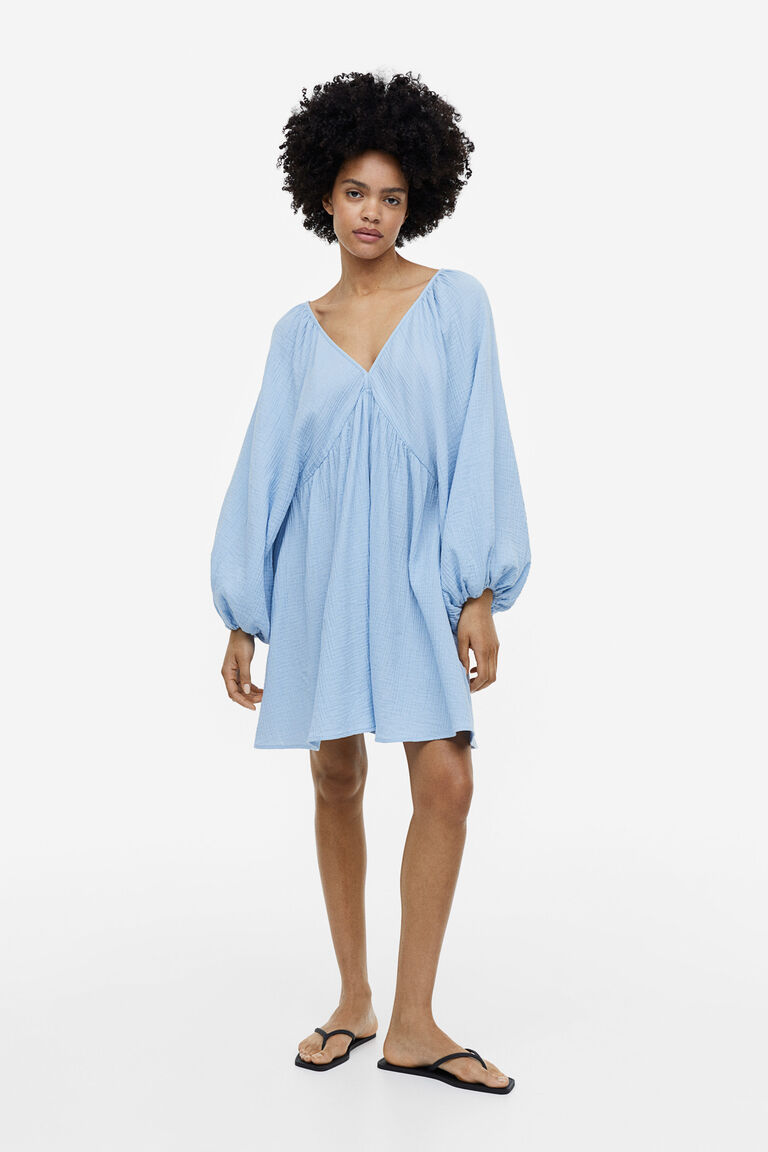 Voluminous double-weave dress