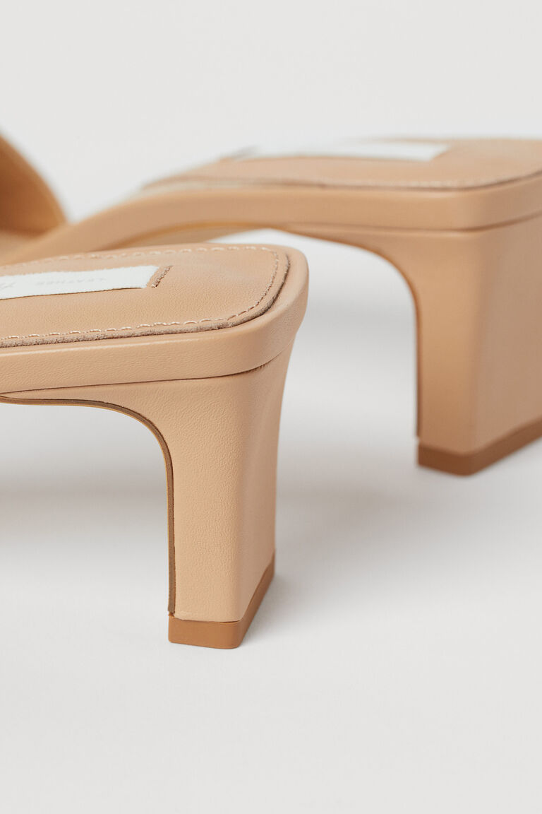 Leather mules