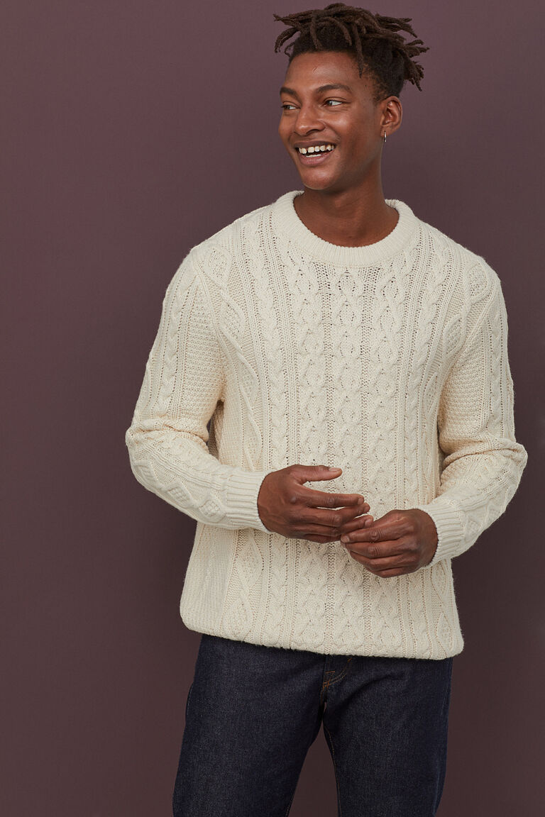 Cable-knit jumper