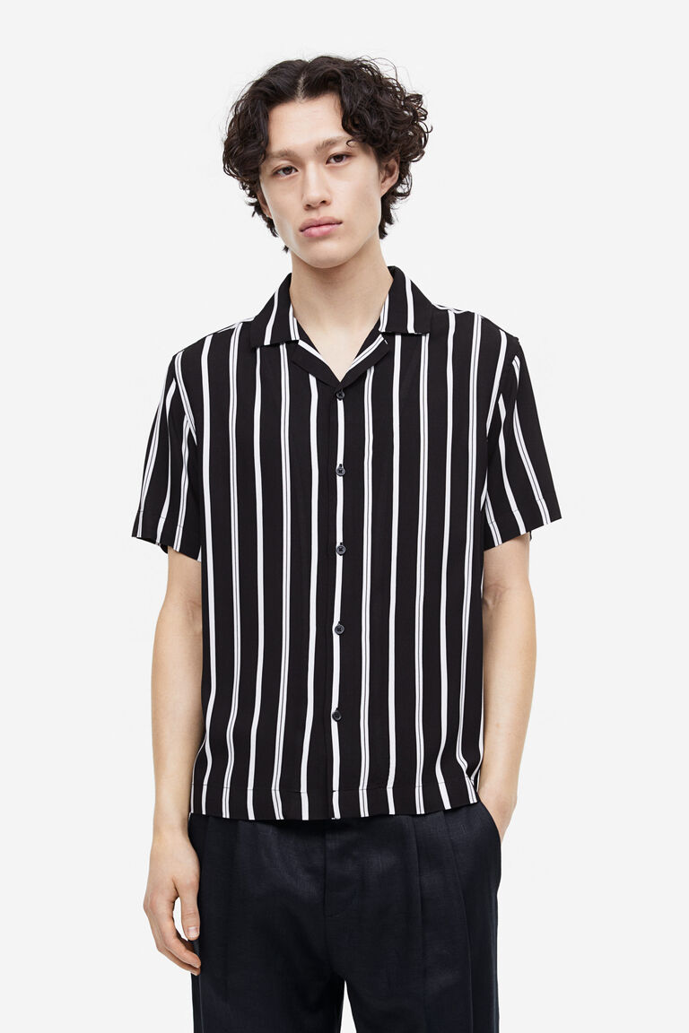 Patterned resort shirt