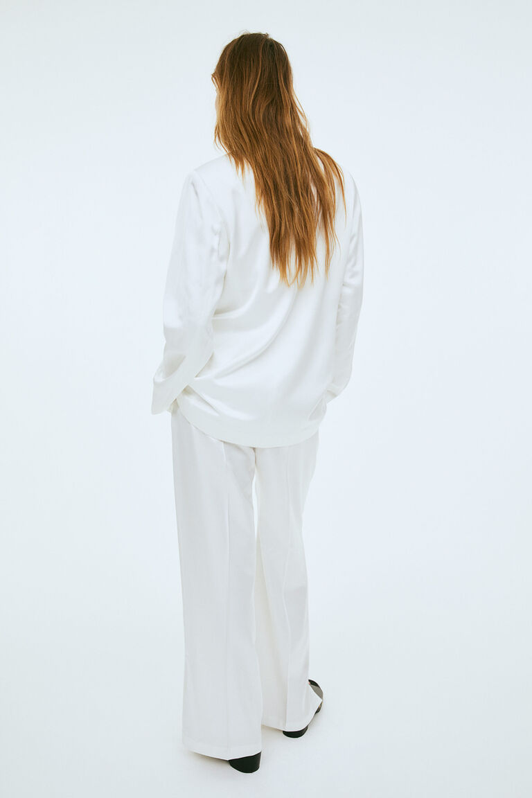 Slit-hem trousers