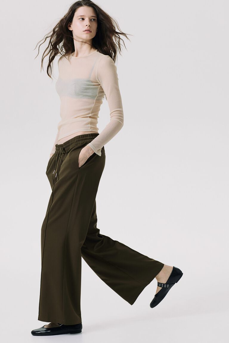 Crease-leg drawstring trousers