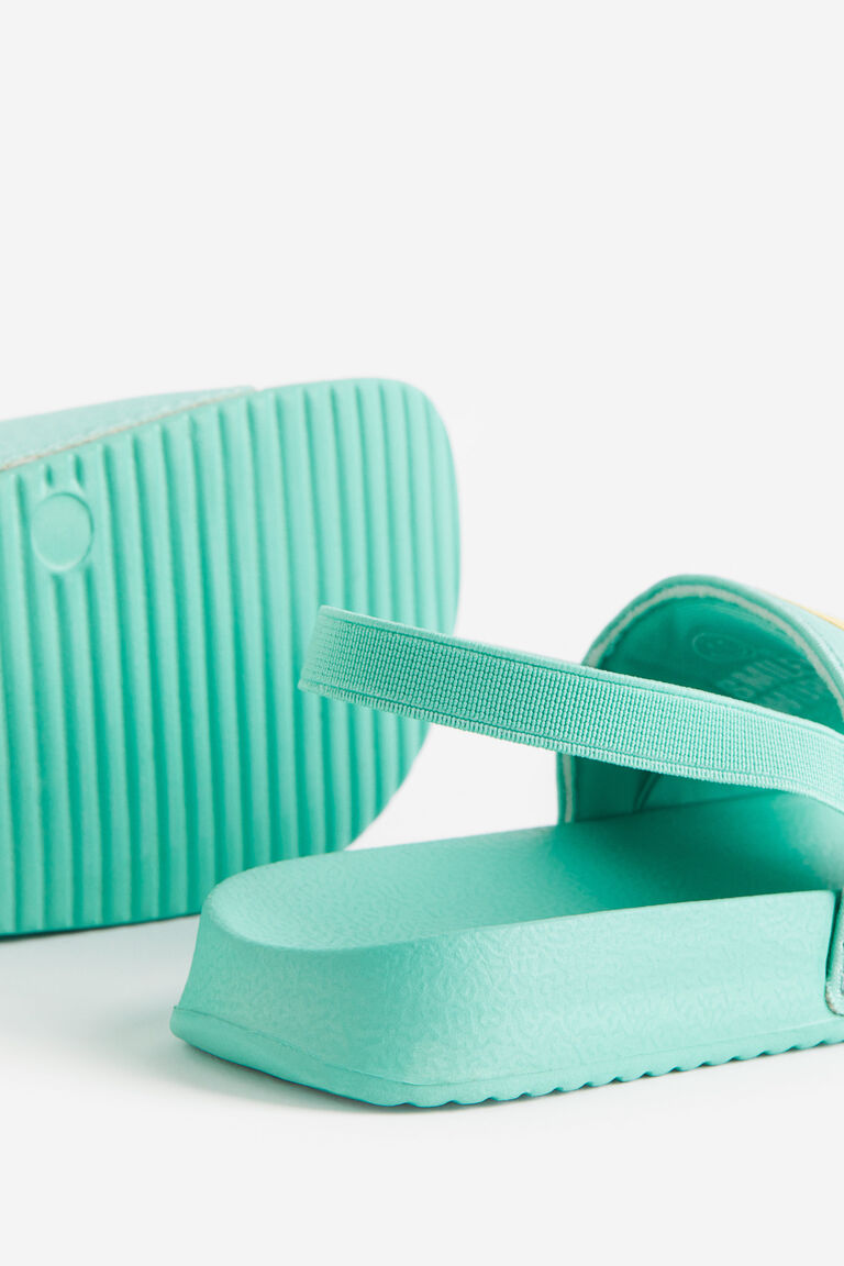 Printed pool shoes