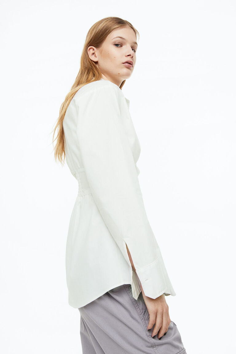 Tapered-waist poplin shirt