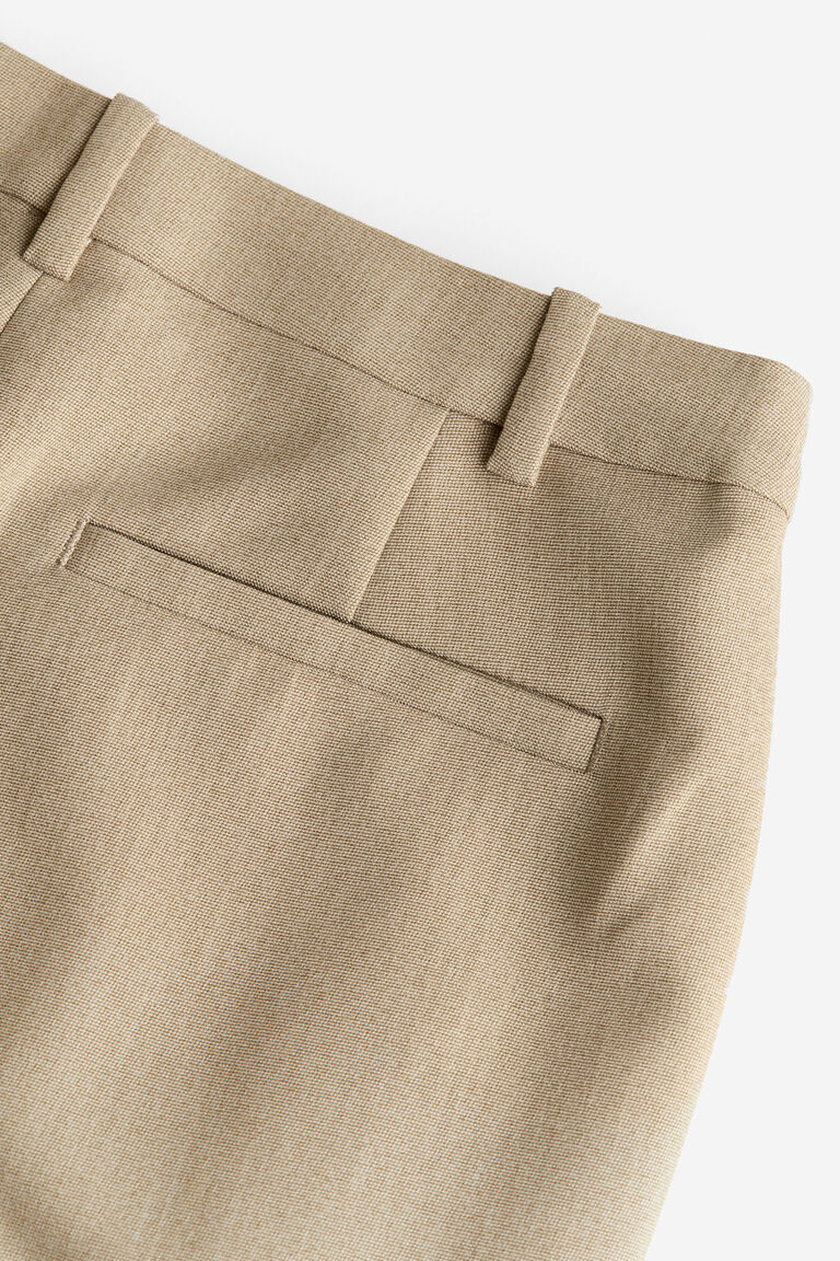 Crease-leg trousers