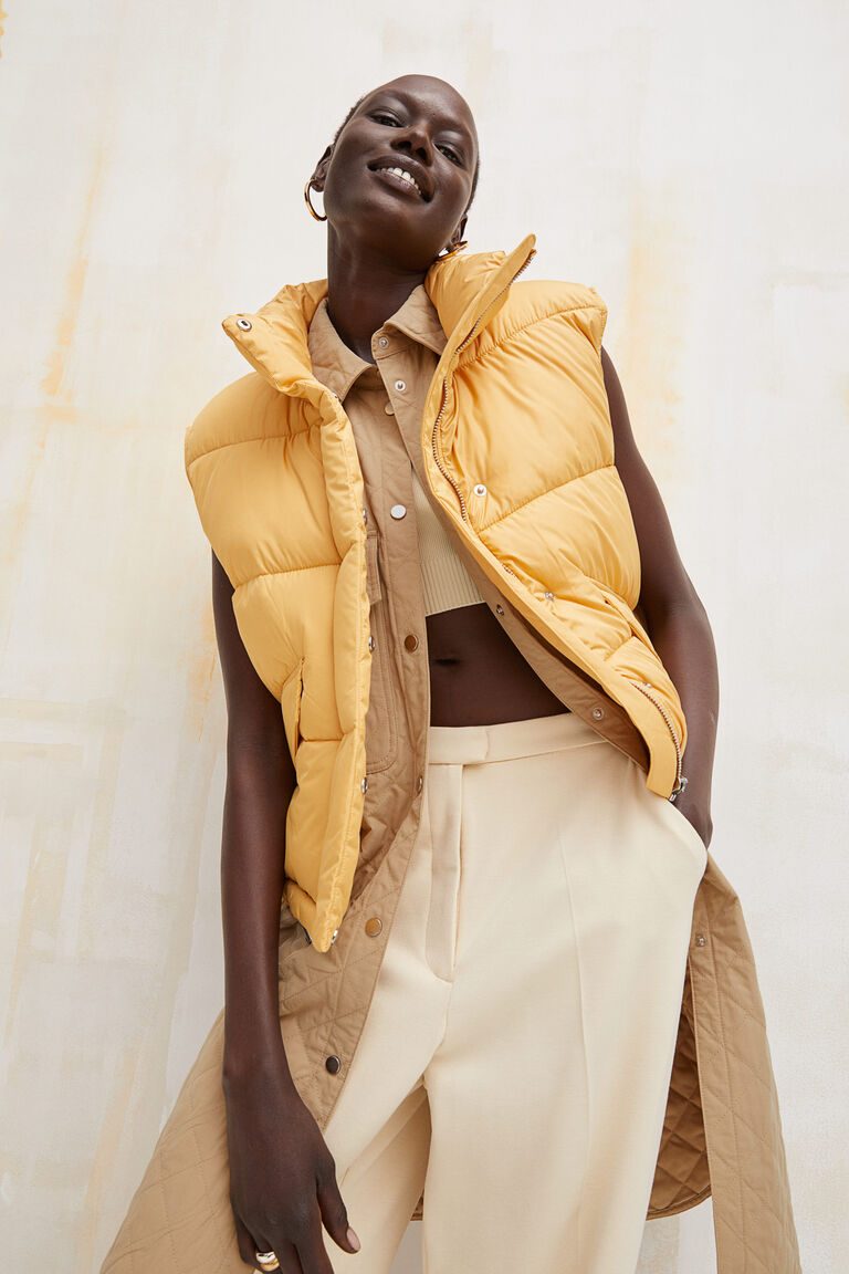 Sleeveless shacket