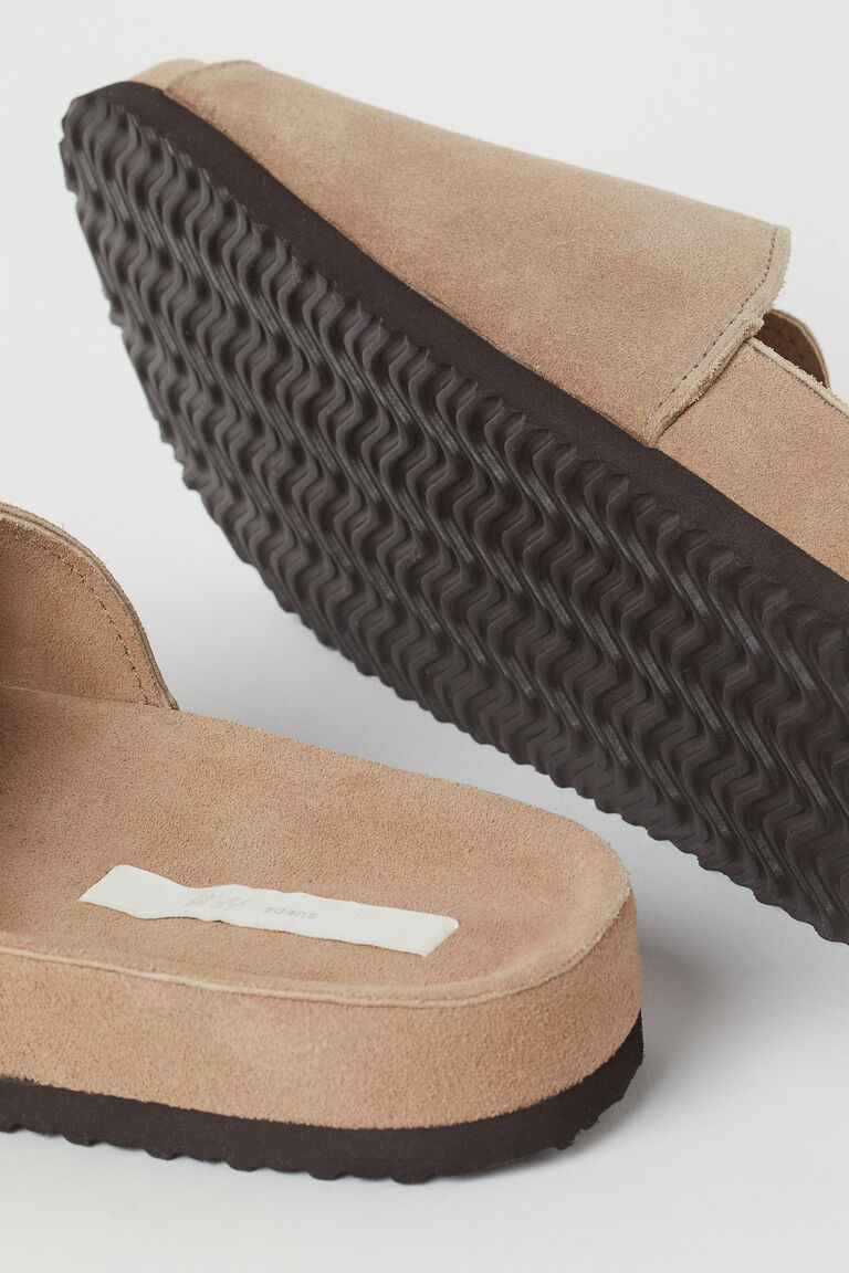 Suede slides