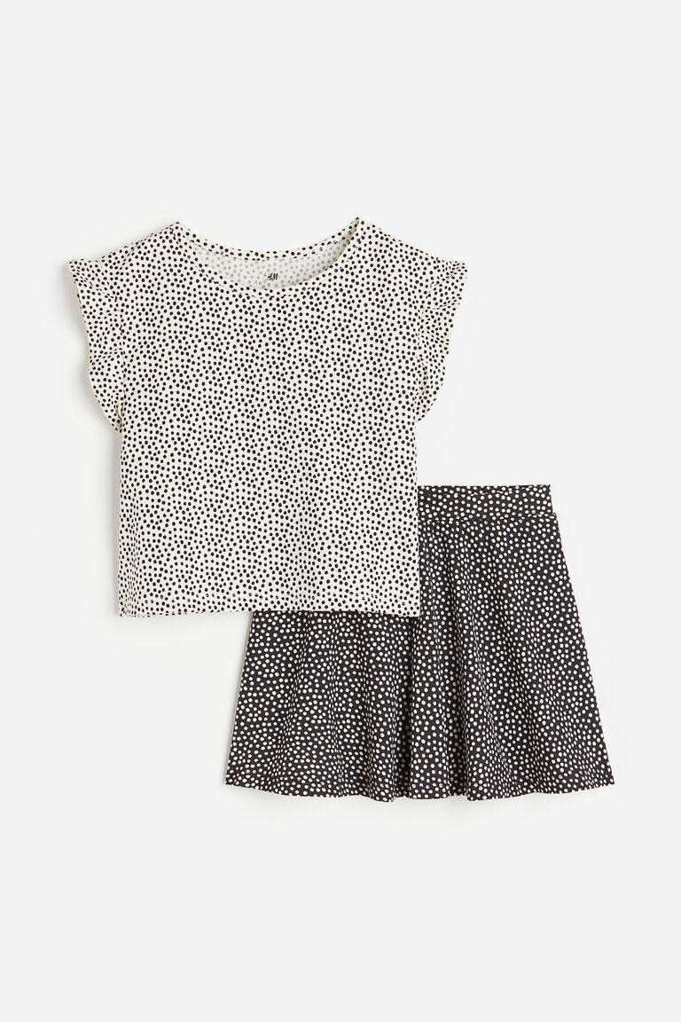 2-piece top and skorts set