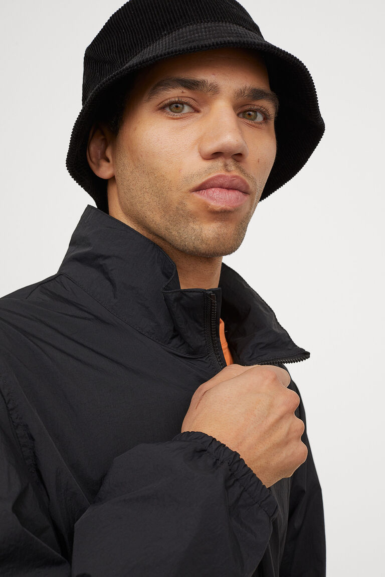 Water-repellent popover jacket