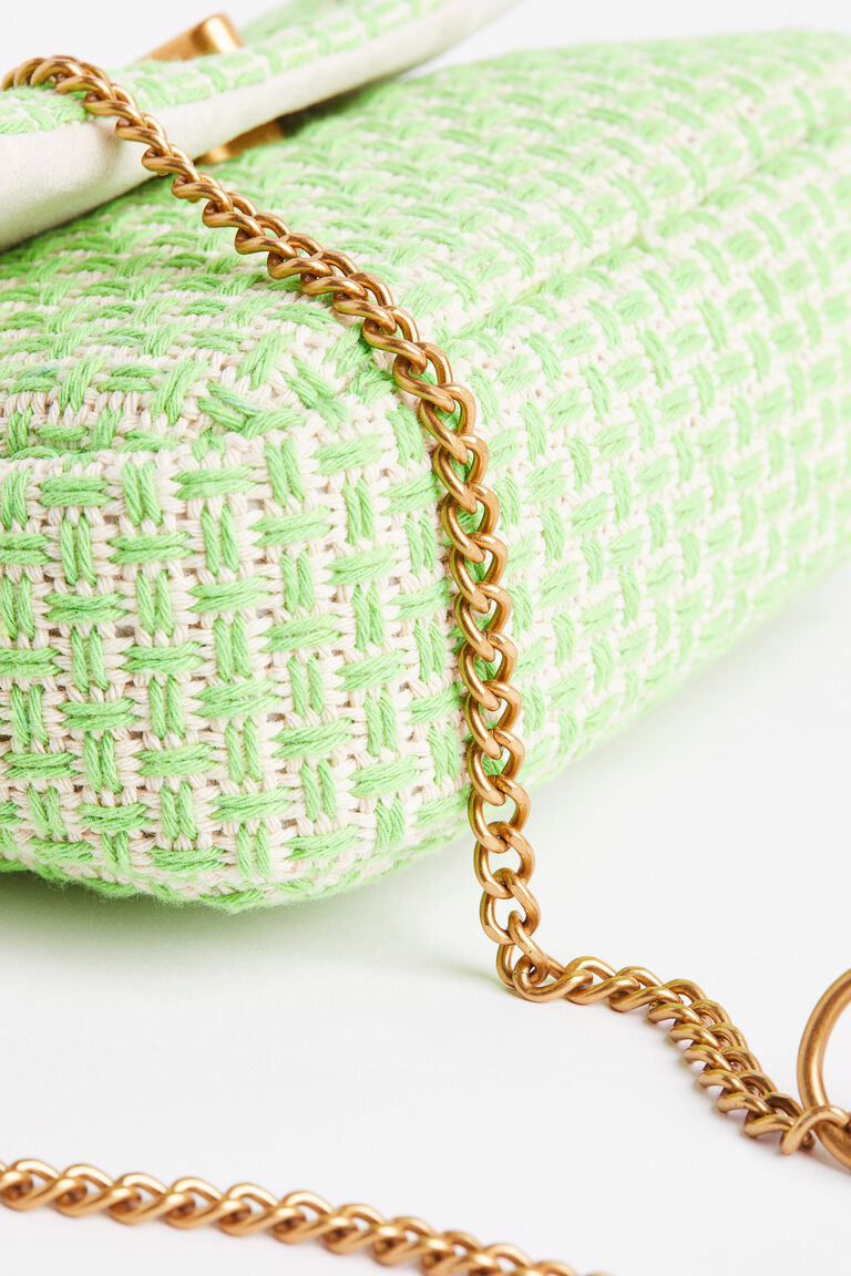 Small shoulder bag