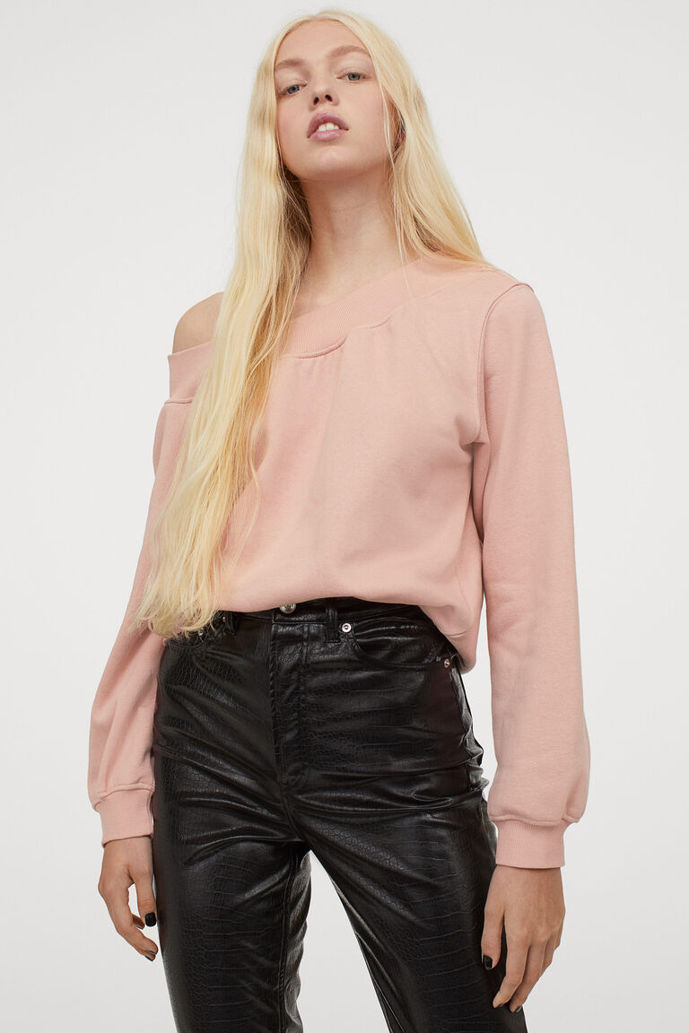 One-shoulder sweatshirt