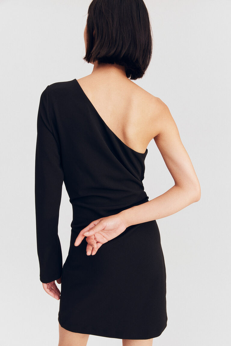 One-shoulder bodycon dress