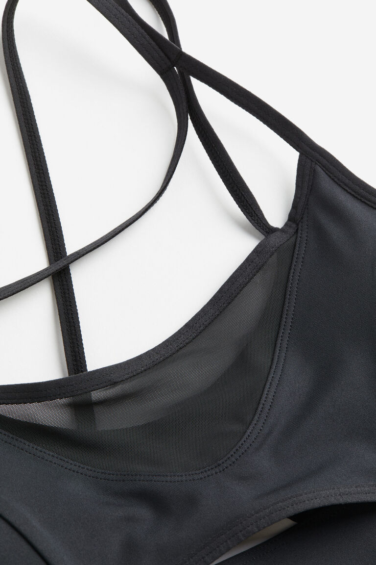 DryMove™ Light Support Mesh-detail sports bra