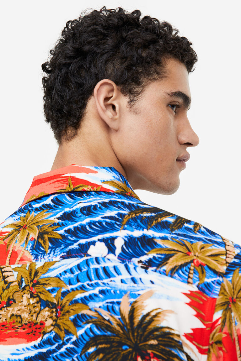 Relaxed Fit Patterned resort shirt