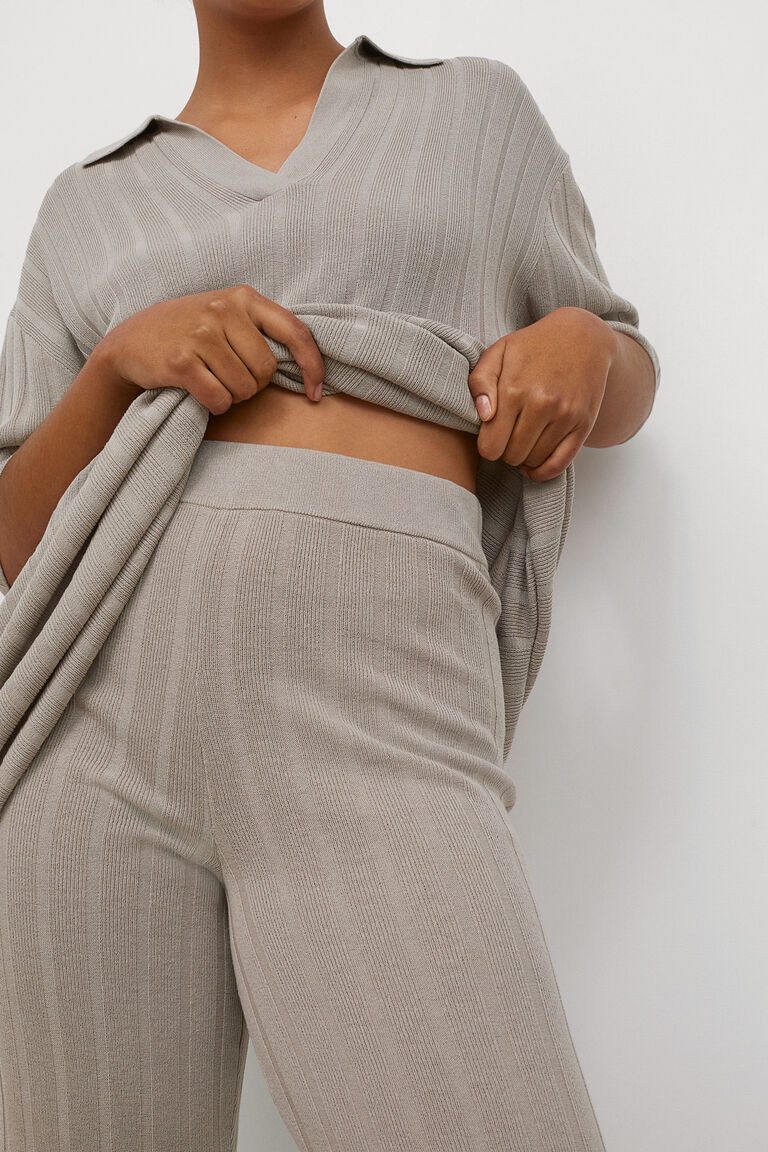 Rib-knit trousers