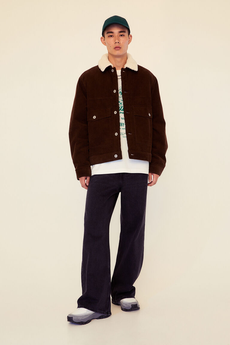 Loose Bootcut Jeans