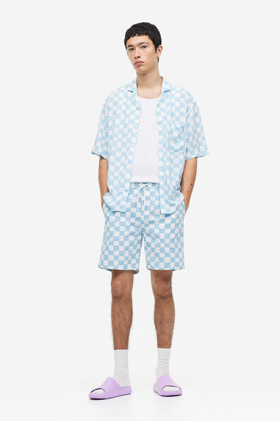 Regular Fit Patterned shorts