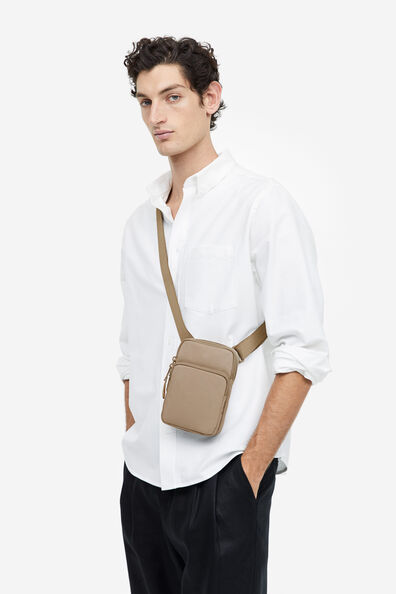 Small shoulder bag