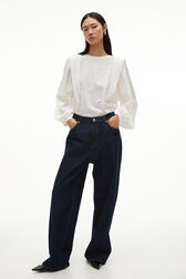 Balloon-sleeved blouse