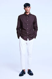 ซื้อ เสื้อเชิ้ตรีดง่ายทรงสลิม ออนไลน์ สำหรับผู้ชาย | H&M Thailand