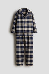 Flannel pyjamas