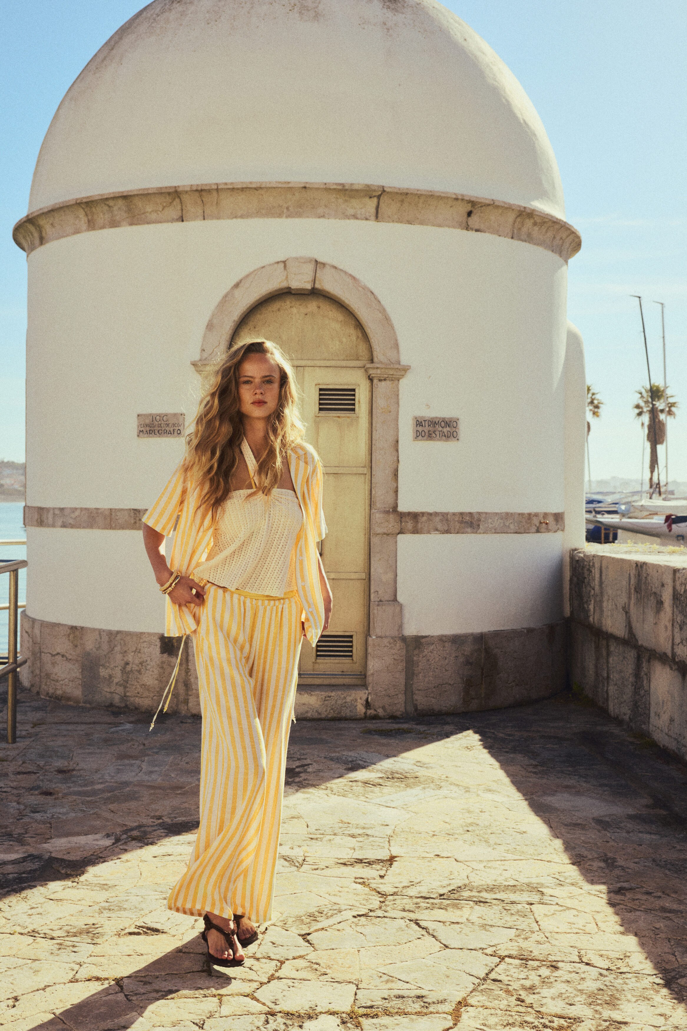 Wide drawstring trousers