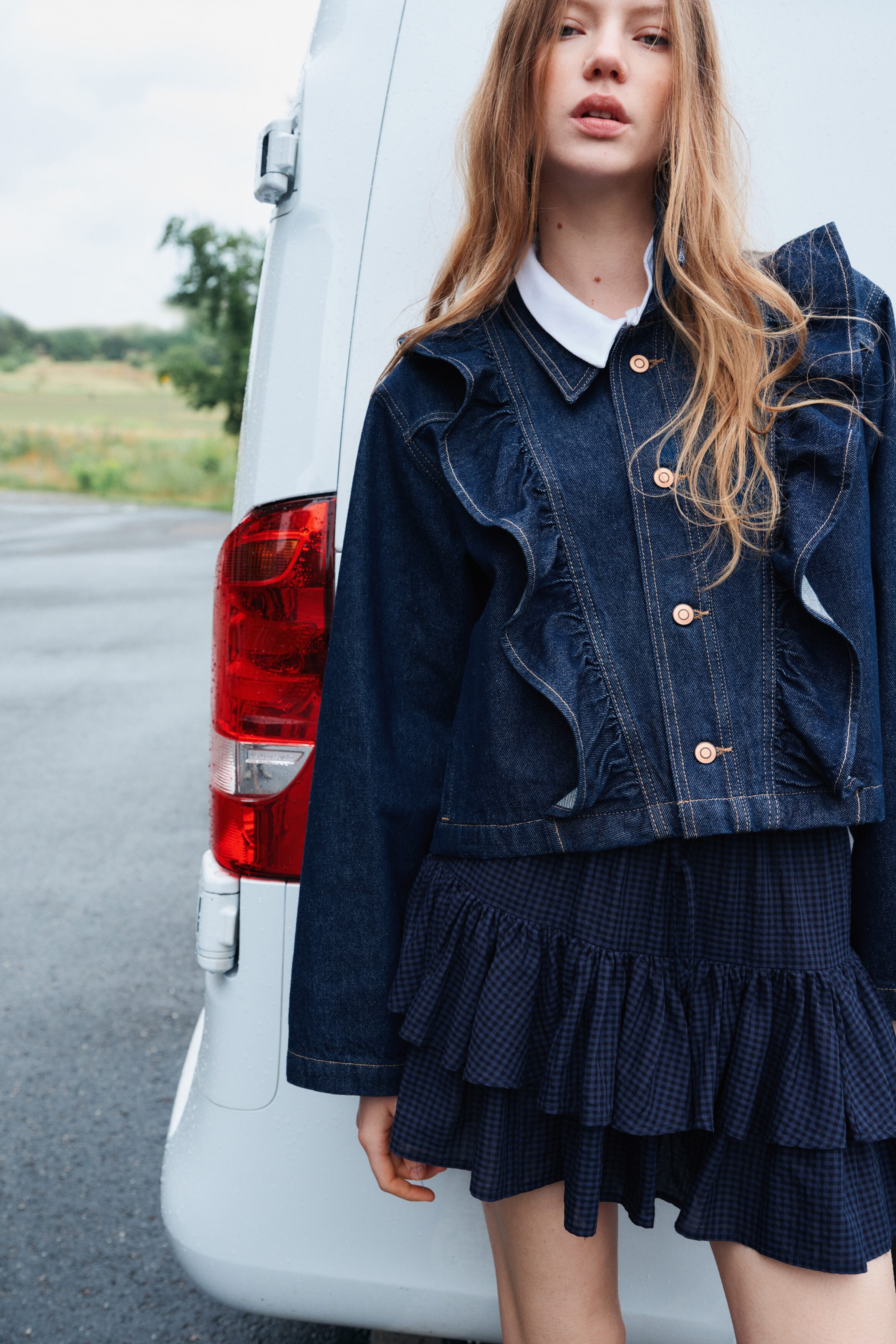 Frill-trimmed denim jacket