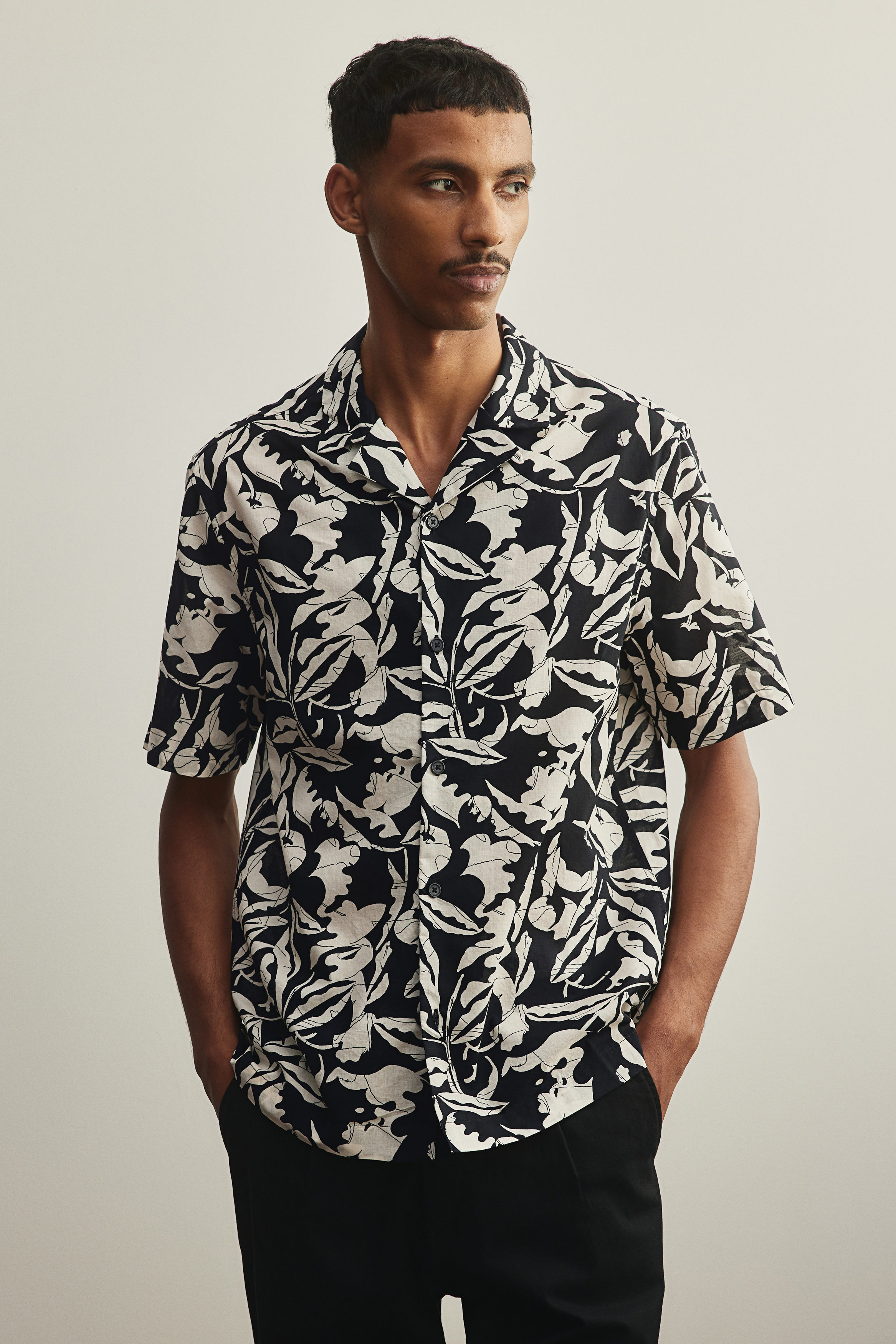 Regular Fit Patterned resort shirt