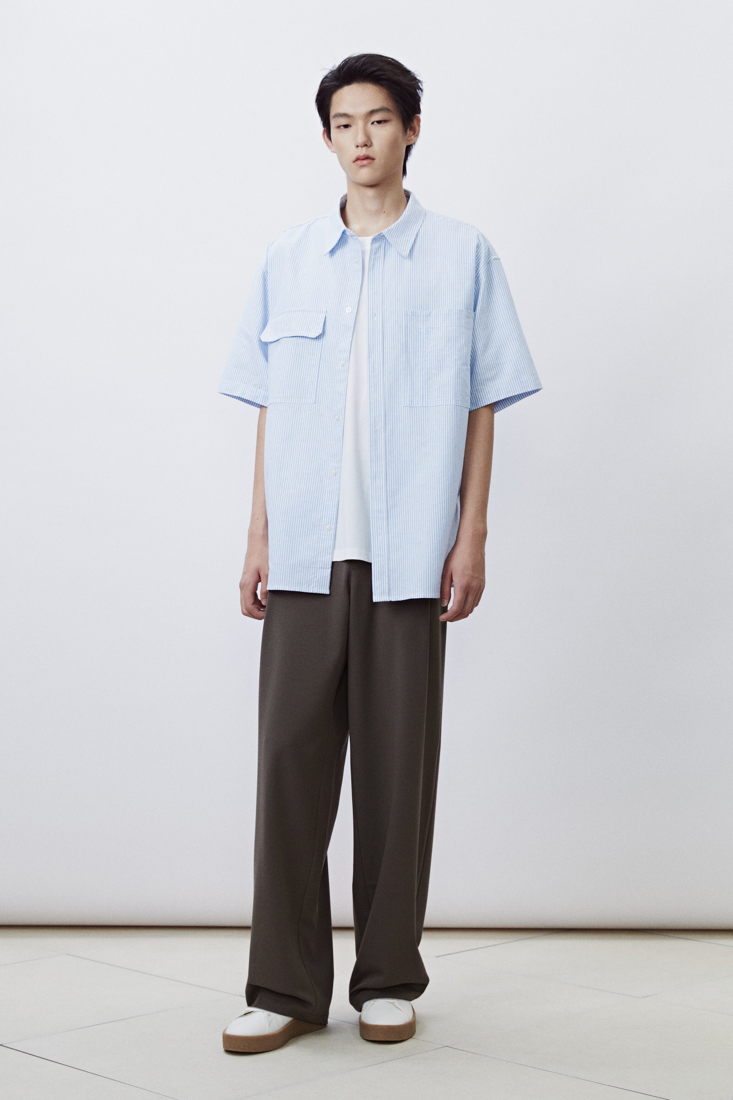 Loose Fit Twill trousers